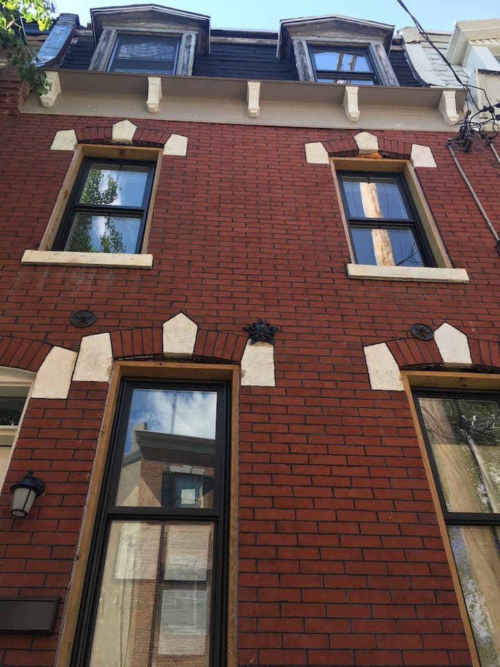 Gorgeous! New Victorian Townhouse - 費城