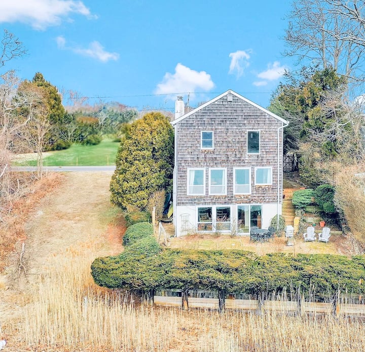 Shelter Island 4 Bed Waterfront Home With Office - Greenport, NY