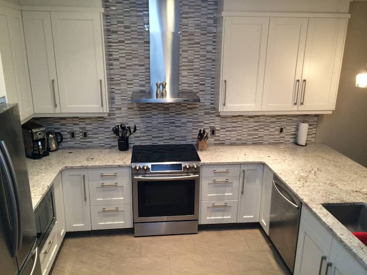 "La Sierra" - At Summit Gr - Penthouse 1539 Sqft! - Canmore
