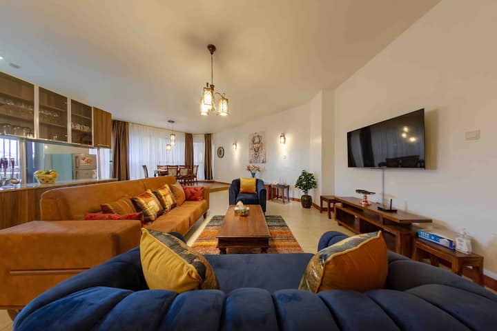 Spacious Elegant  2br Serviced Apartment, Gym/pool - Nairobi