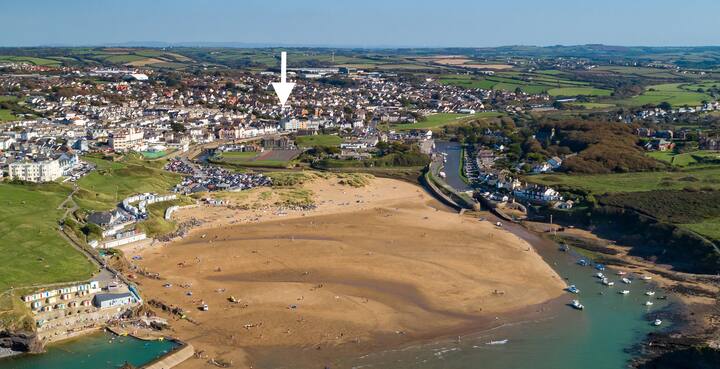 Spacious Coastal Haven Minutes From The Beach - Bude