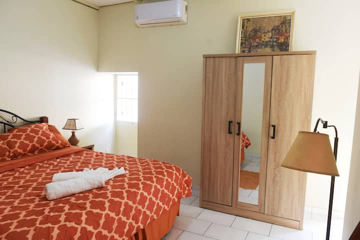 Cozy Private Monument Escape - Curazao