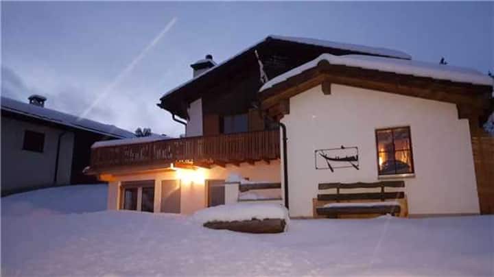 Cazinsli Chalet Oberurmein - Mathon
