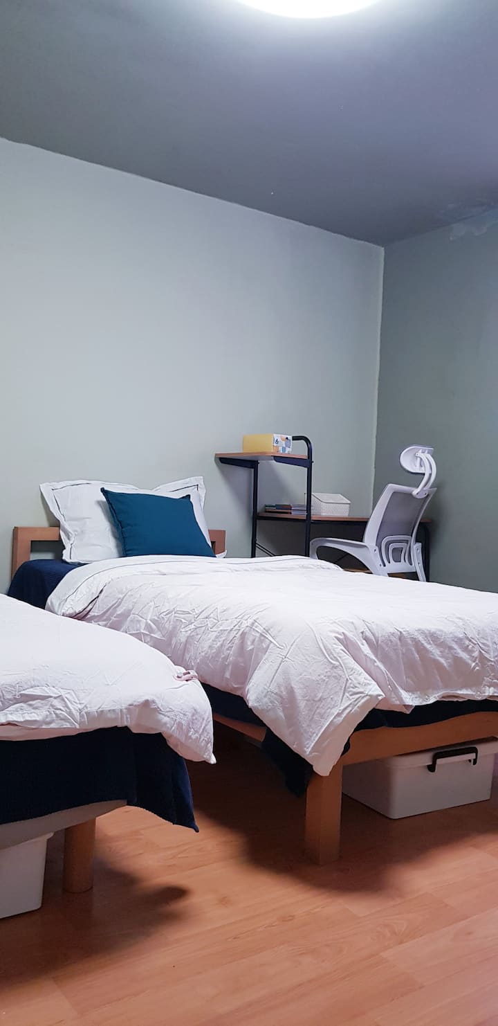 Jennystay, Business, Biking, Hangang, Olympic Park - South Korea