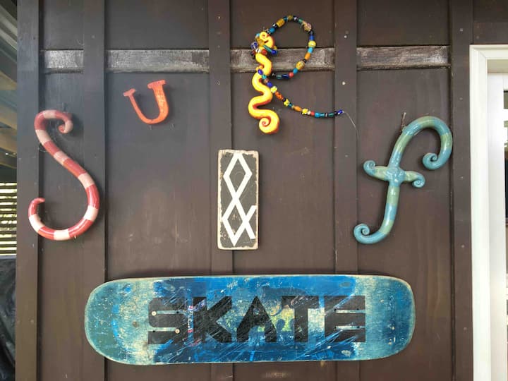 Raglan Surf And Skate Accomodation And Surf School - Raglan