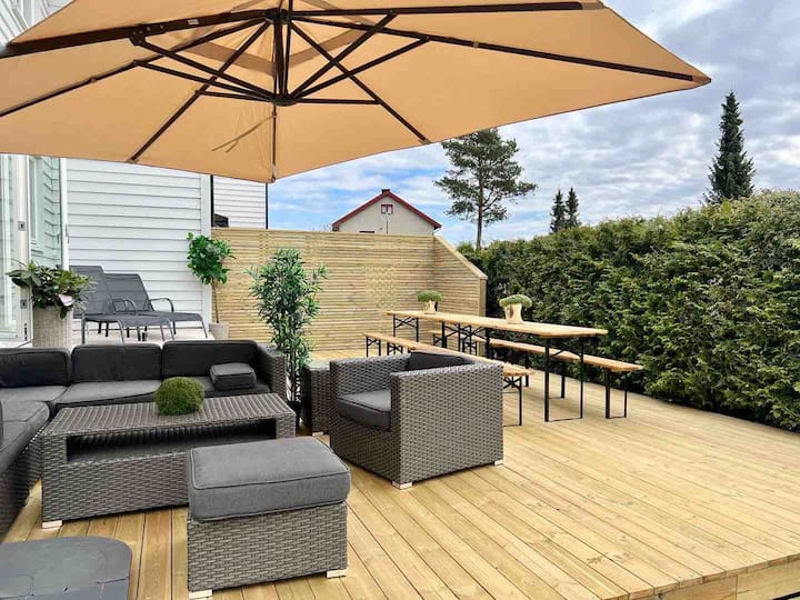 Sentrumsnært Rekkehus Med Egen Hage. Høy Standard! - Halden