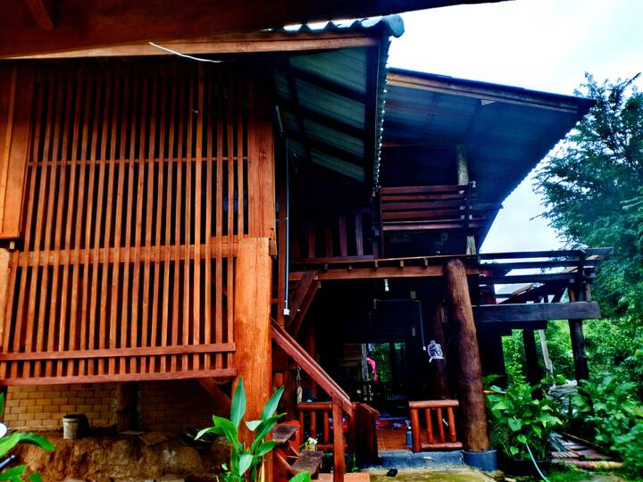 Elephants At Home  Stay - Mae Chaem District