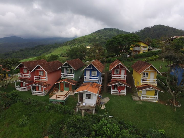 Chalé Lindo Penedo 23 (Fundos), Embaixo Do 22. - Itatiaia