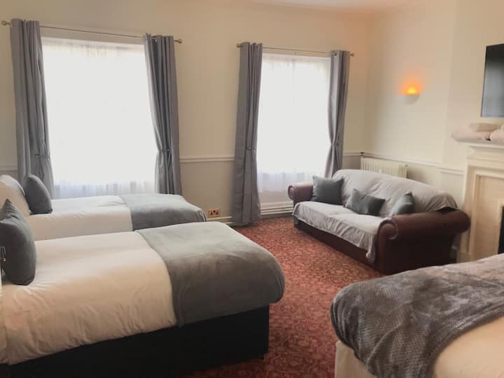 Georgian Quarter Studio For 4 - Liverpool