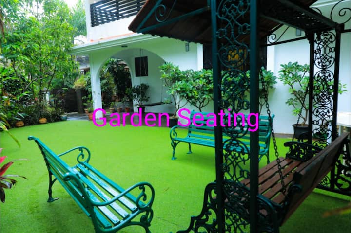 Cozy Bunglow At Lonavala For A Comfortable Stay - Lonavla