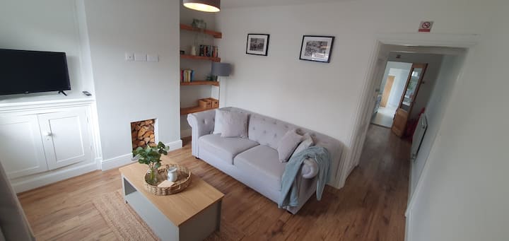 Ironmongers Cottage, Mountsorrel, Leicestershire - Loughborough