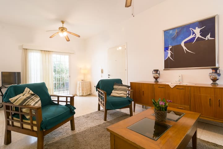 Special Offer/huge Flat In Larnaca Town - Cyprus