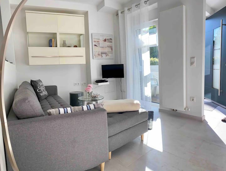 Modernes Wellness-apartment Im Grünen - Bochum