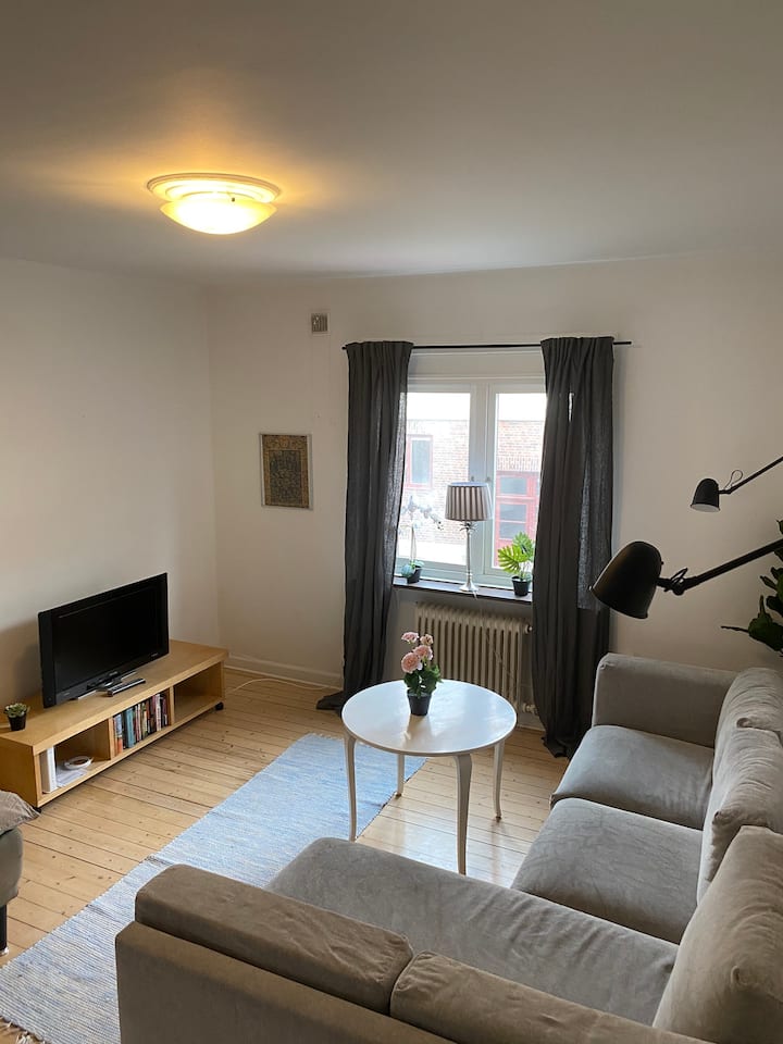 Trevlig O Ljus 1:a Nära Slottsskogen! - Gothenburg