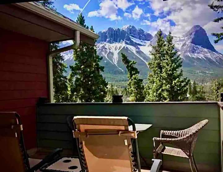 Ghost Lake Vacation Rentals & Homes - Alberta, Canada | Airbnb