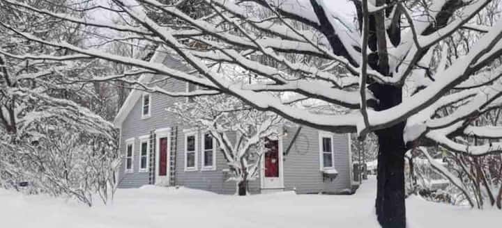 Country Ski Cottage: Only Stephentown On Earth! - Cherry Plain State Park, Petersburgh