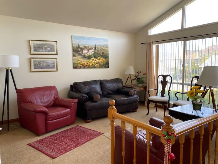 Pleasant House To Spend Your Vacation Time. - Moorpark, CA