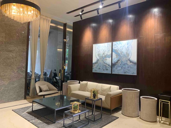 Comfy & Chic 2 Bedroom & A Study Room Condo - Pune