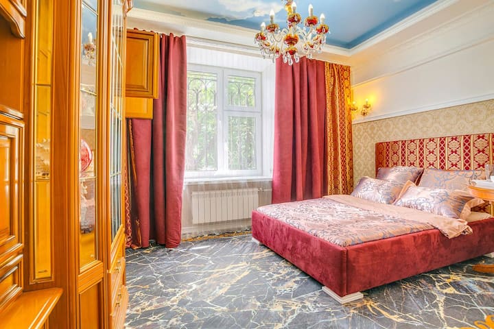 Golden Hotel - Люкс 106 - Moscow