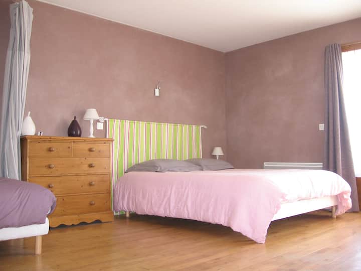 Chambre D'hôtes à La Campagne Proche De La Ville - Riom