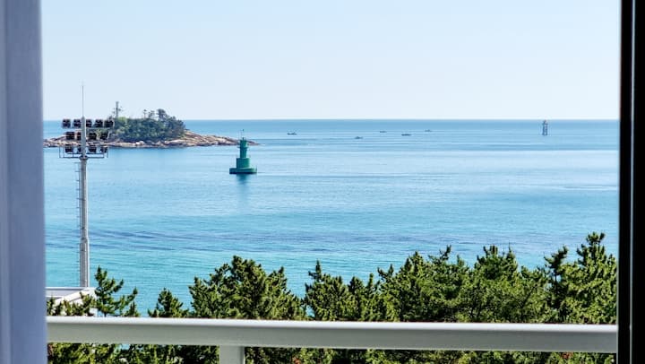 속초해수욕장 -최고층 오션뷰 레지던스 #침대에서 일출가능 - Sokcho-si