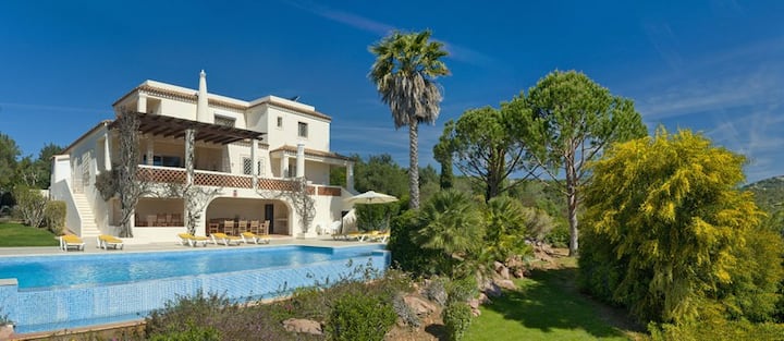 Large Villa With Great View - Quarteira