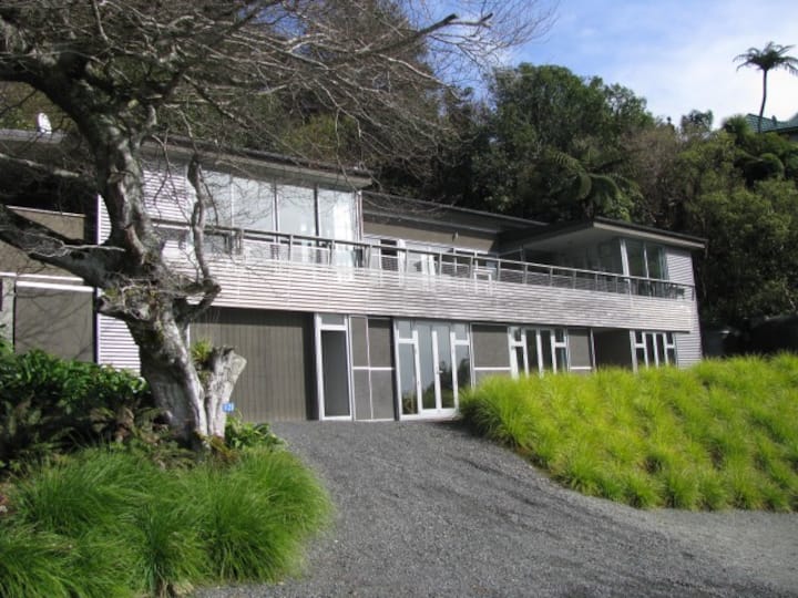 Lonnekers Beach Accommodation - Stewart Island / Rakiura