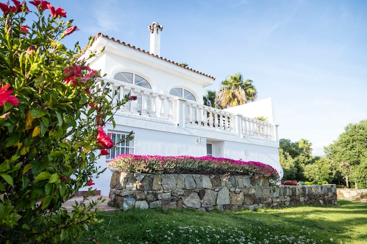 Picturesque Villa La Peña With Breathtaking Views - Tarifa