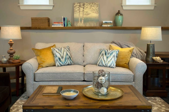 West Asheville Gem! *Laundry Service Included! - Asheville, NC