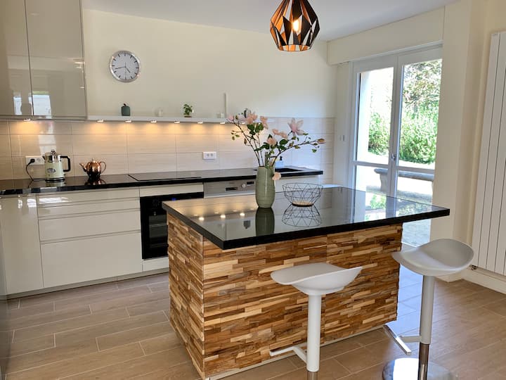 Elegant Apartment For Insead Family / Students - Fontainebleau