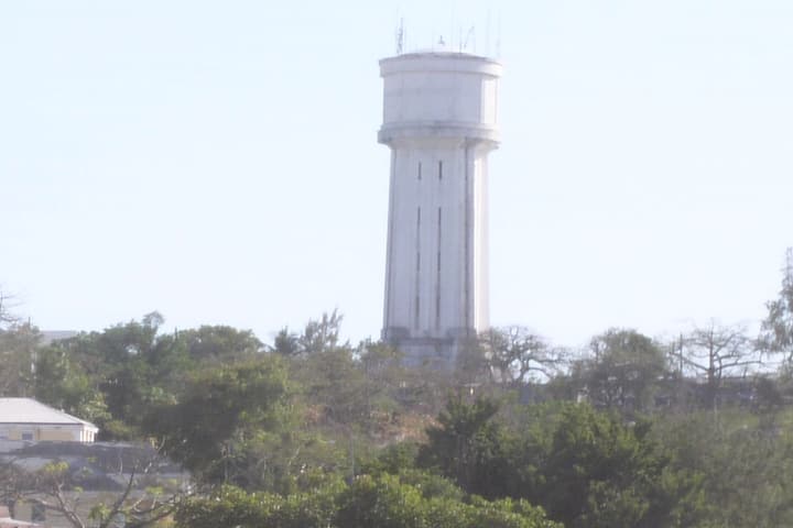 City Apt. Near Atlantis&cruise Port - 나사우