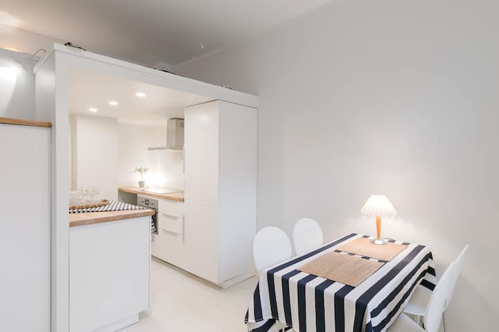 L'un Des Bâtiments Les Plus Anciens - Helsinki