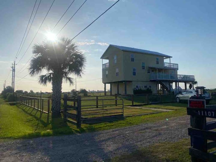 Island Retreat -Rooms 1,2 & 3 - Galveston