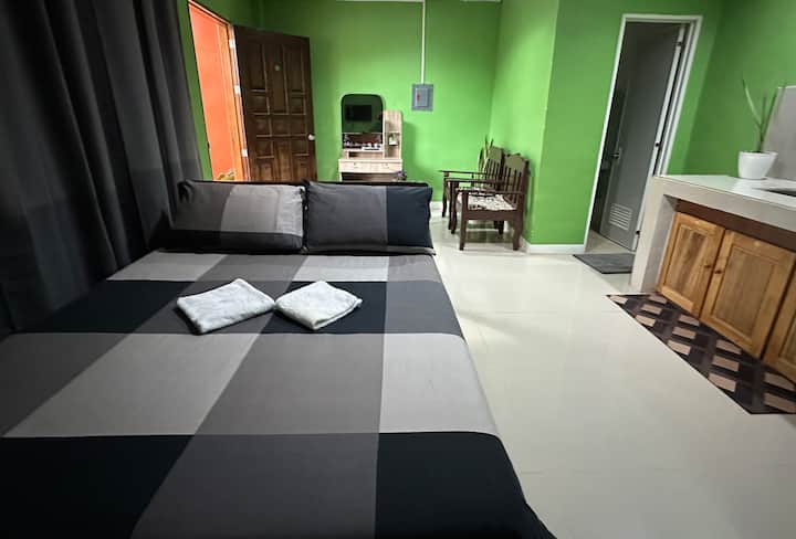 Rozay Travellers Inn - Emerald - Kabankalan