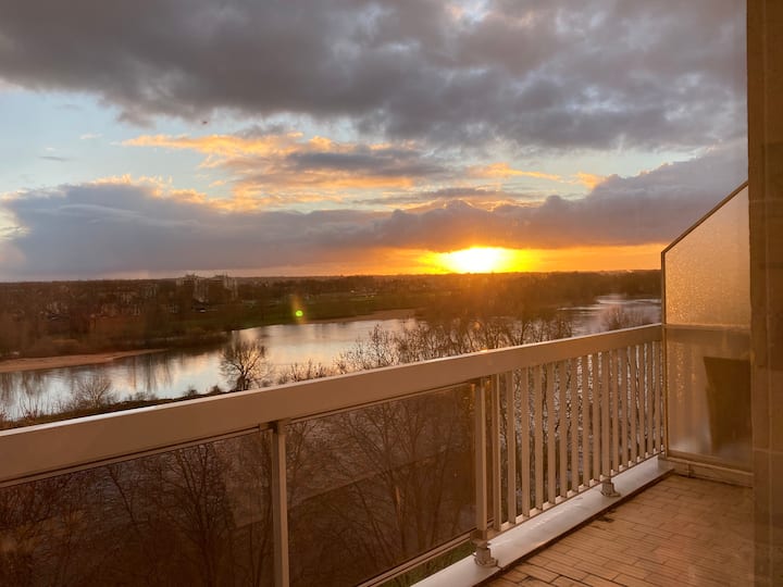 Cocoon Zen Avec Point De Vue & Parking - Orléans