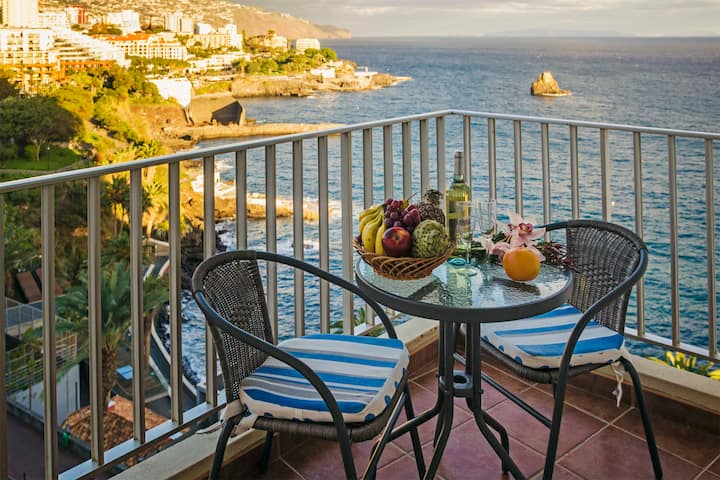 Ocean Spirit - Apartment In Front Of The Sea - Madeira