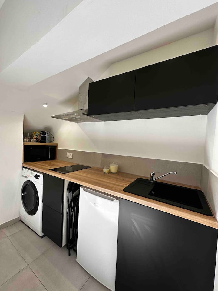 Studio Tout Neuf Au Centre De Nîmes Avec Clim - Marguerittes