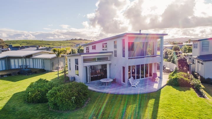 Pips Place - Matakana