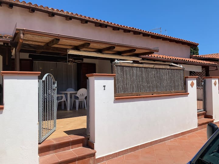 Appartamento I Geranei Centro - San Teodoro