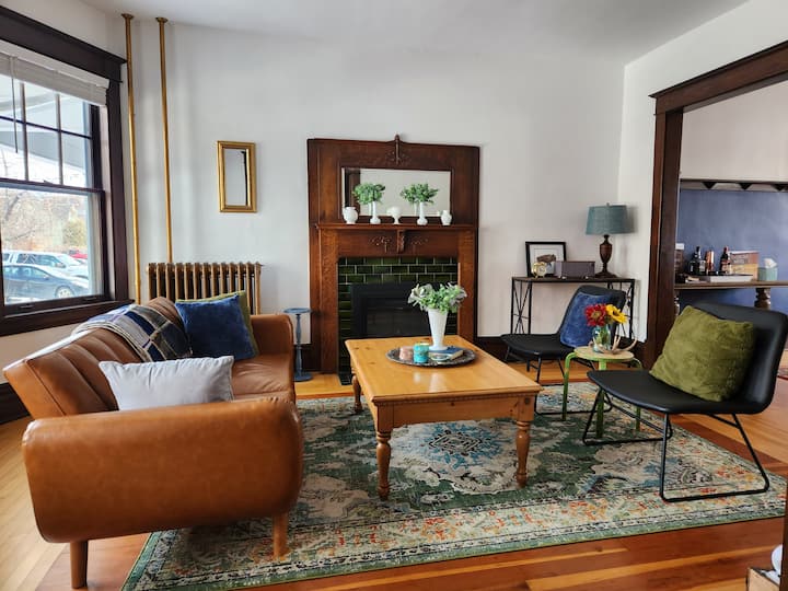 Historic Craftsman 3 Bedroom Home In Uptown Butte - Butte, MT