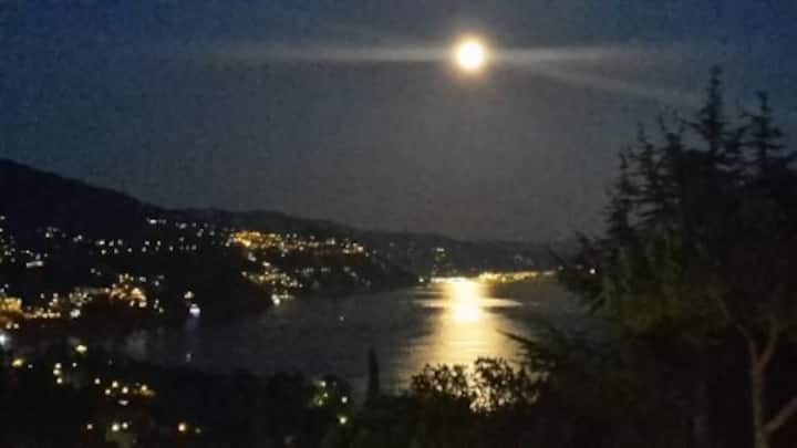 Vista Incantevole  Sul Golfo Con Piscina E Tennis - Rapallo