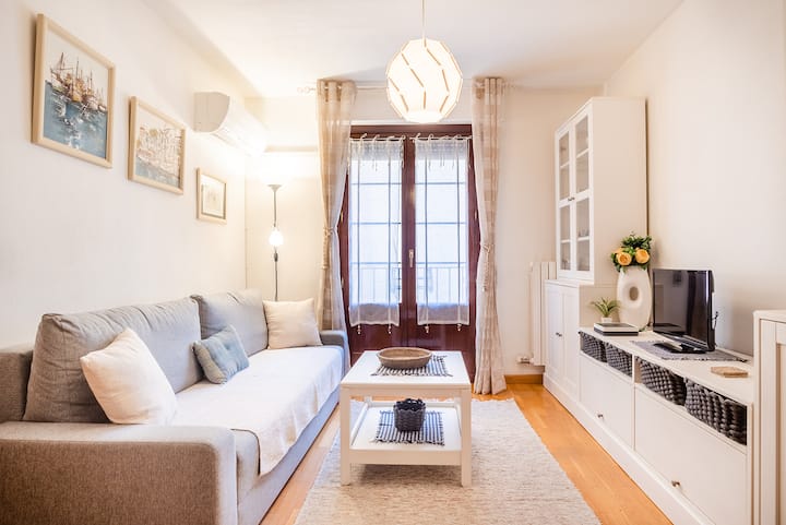 Loira Reconquista: Acogedor En El Casco Histórico - Zaragoza, España