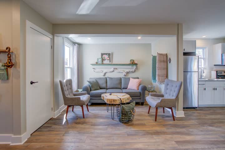 Niagara Falls Stylish And Clean Boutique Apartment - Niagara Falls