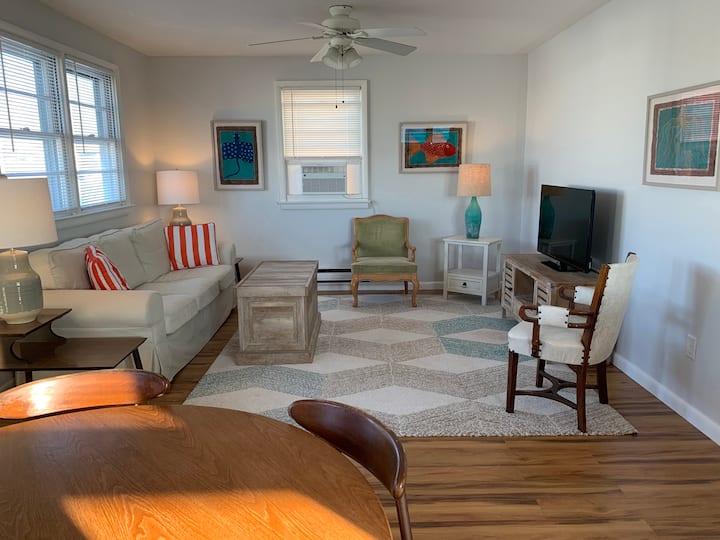 Bright & Airy, 2 Blocks From Beach. - Wildwood Crest, NJ