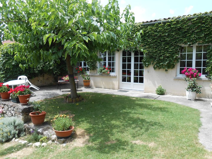 Petit Gîte De Charme Au Coeur Du Lot & Garonne - Saint-Georges