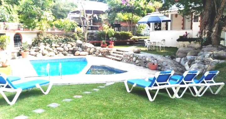 Quinta Con Opción De Aire Acondicionado Y Caldera - Cuernavaca