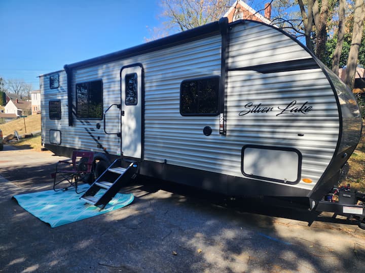 Uptown Camper - Roanoke, VA