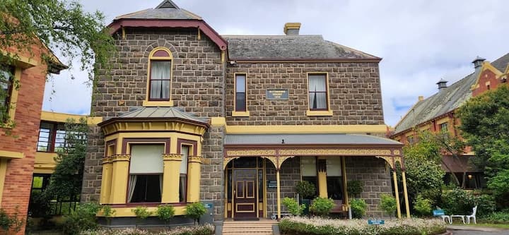 2 Bedroom Apartment Ballarat - Ballarat