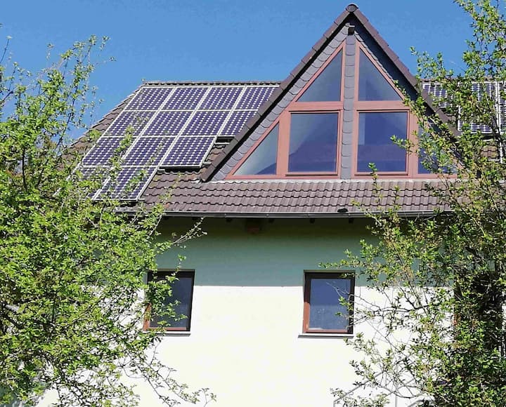 Ruhige Und Großzügige Ferienwohnung Im Grünen - Weilburg