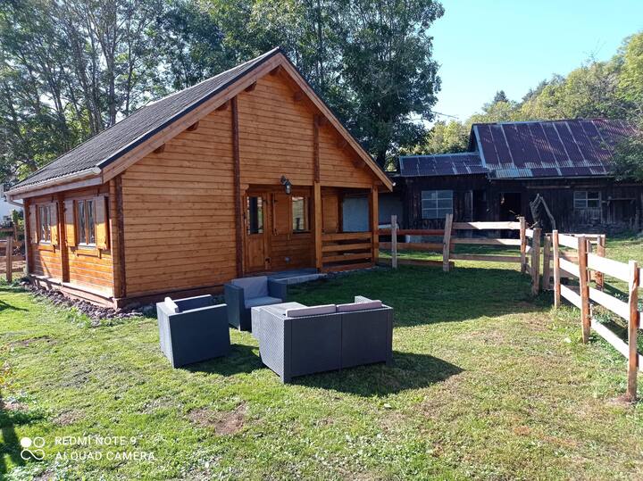 Chalet Des Fontaines Claires - Aydat